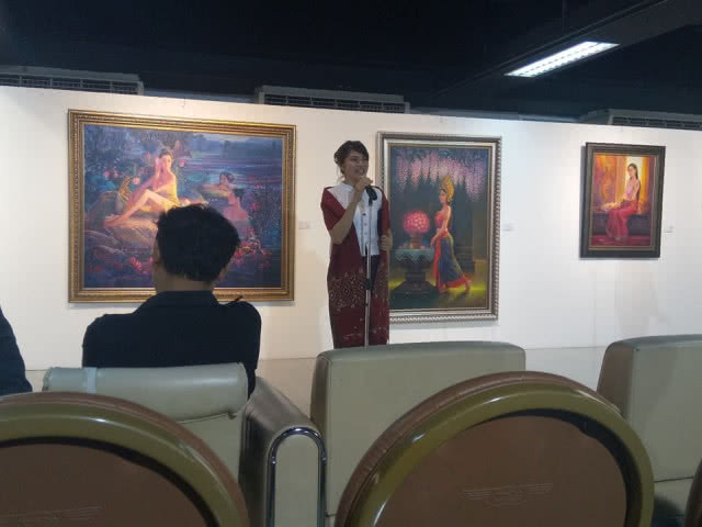 เปิดนิทรรศการภาพวาด "สาวอีสาน"สุดยิ่งใหญ่โดย สิริรัตน์ฎา น้อยวิชัย ...