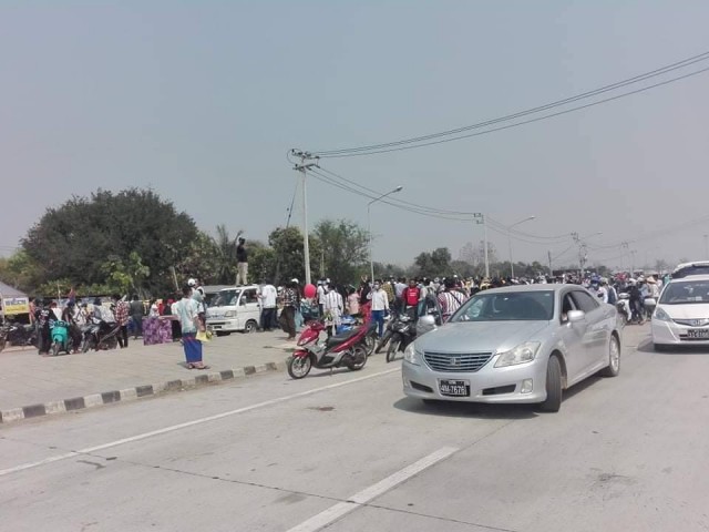 ชาวเมียนมาครึ่งแสนชุมนุมใหญ่