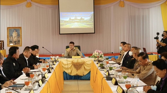 "ธรรมนัส"ลุยแก้พิพาทโรงงานน้ำตาลพิมาย