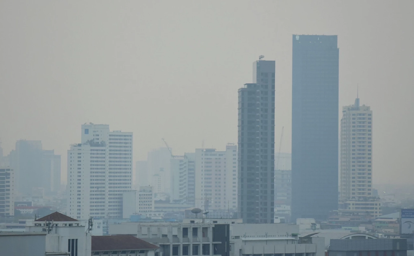 กทม.อ่วม ฝุ่น"PM2.5"เกินมาตรฐาน 34 พื้นที่ เช็กจุดงดกิจกรรมกลางแจ้งที่นี่