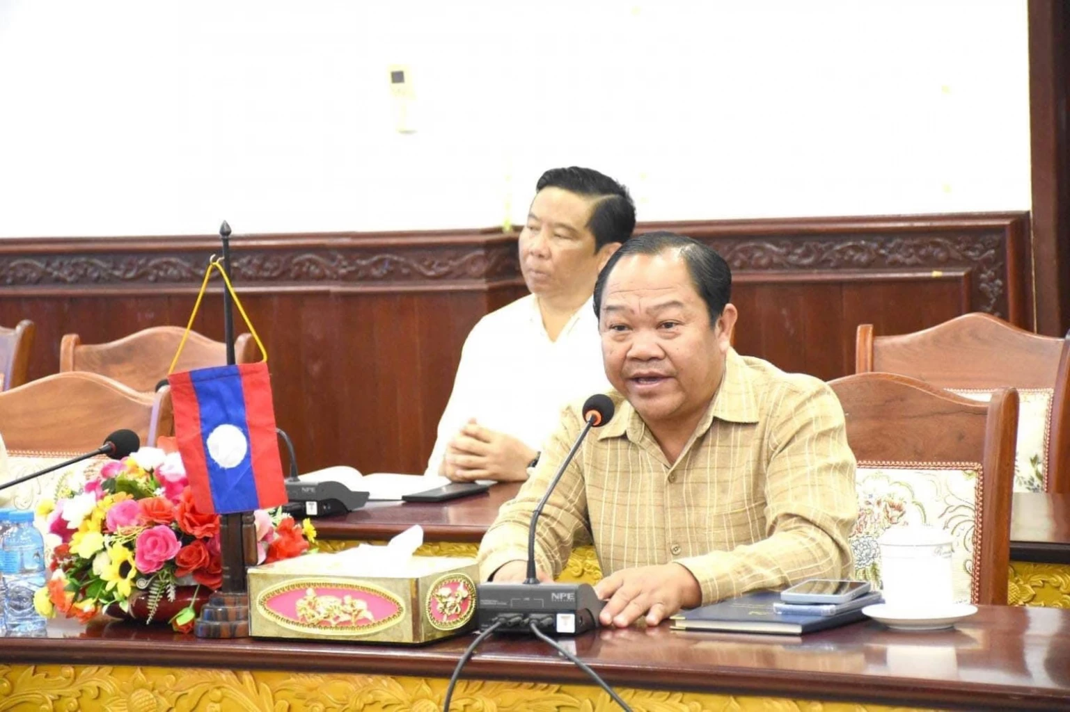 "สนธิรัตน์" ชวนผู้ประกอบการไทยข้ามลงทุนในลาว เปิดโอกาสแข่งขันตลาดโลก